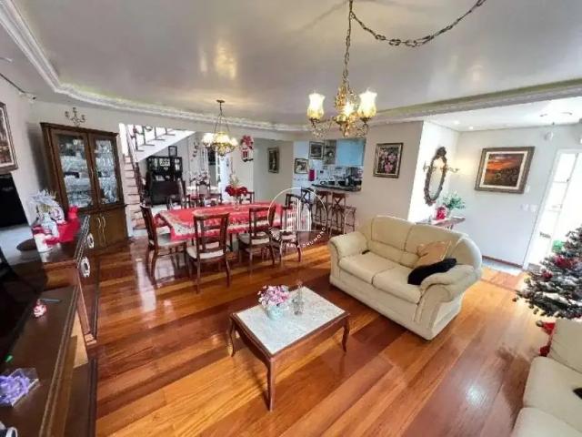 Casa / Sobrado para Venda em Florianópolis/SC Trindade 4 Quartos