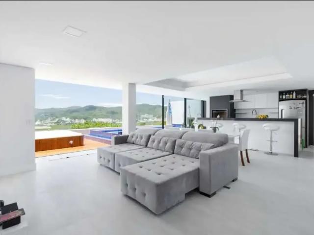 Casa / Sobrado para Venda em Florianópolis/SC Trindade 4 Quartos