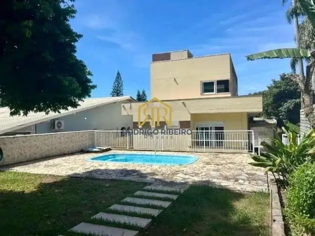 Casa / Sobrado para Venda em Florianópolis/SC Trindade 6 Quartos