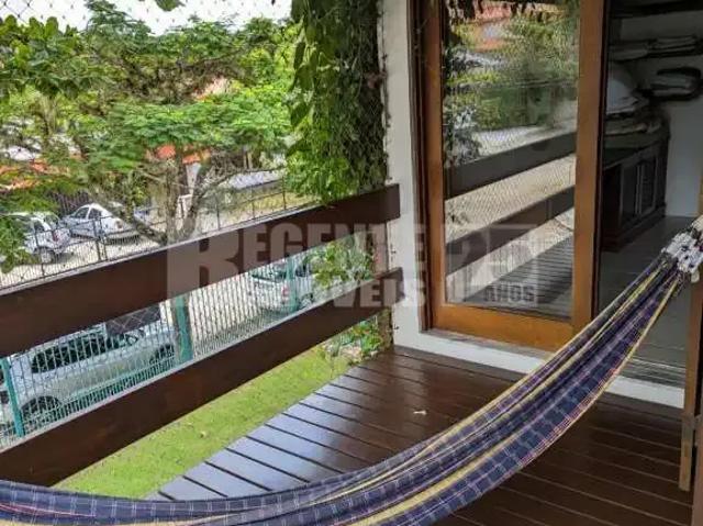 Casa / Sobrado para Venda em Florianópolis/SC Trindade 6 Quartos