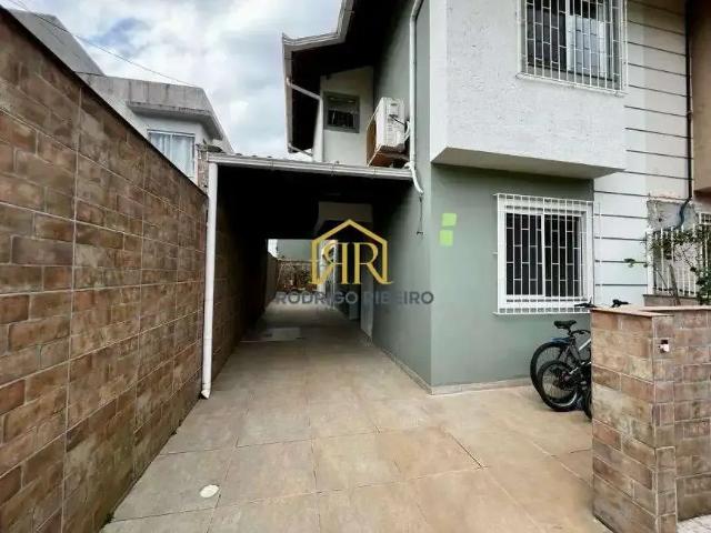Casa / Sobrado para Venda em Florianópolis/SC Vargem do Bom Jesus 3 Quartos
