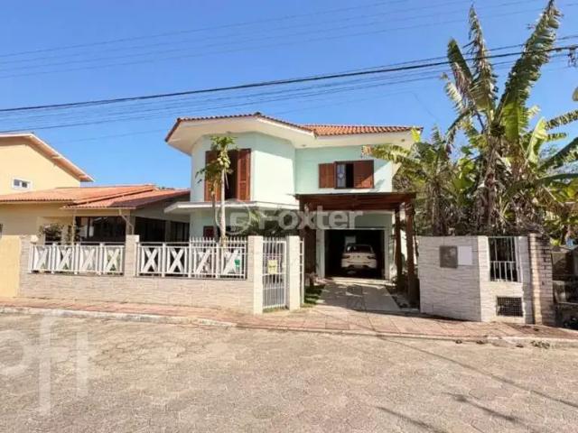 Casa / Sobrado para Venda em Florianópolis/SC Vargem Grande 4 Quartos