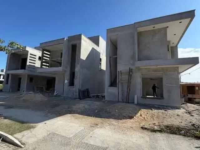 Casa / Sobrado para Venda em Florianópolis/SC Vargem Pequena 3 Quartos