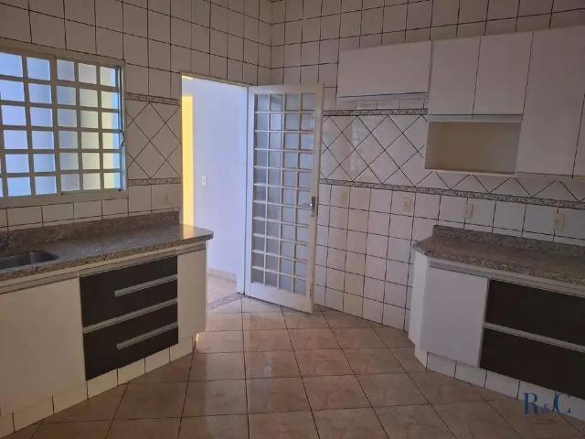 Casa / Sobrado para Venda em Franca/SP Vila Exposição 3 Quartos