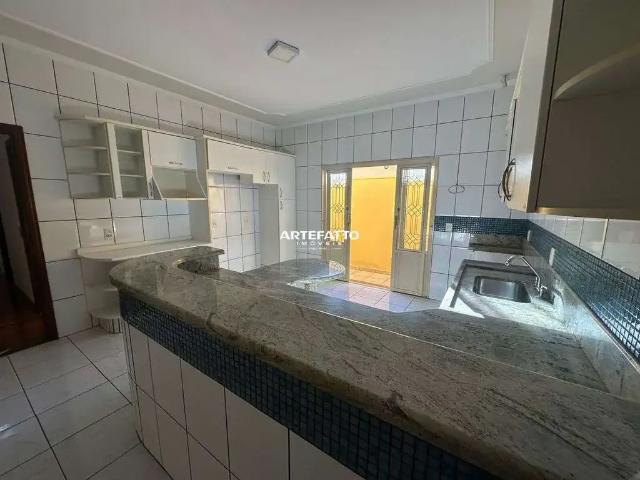 Casa / Sobrado para Venda em Franca/SP Vila Santa Cruz 3 Quartos