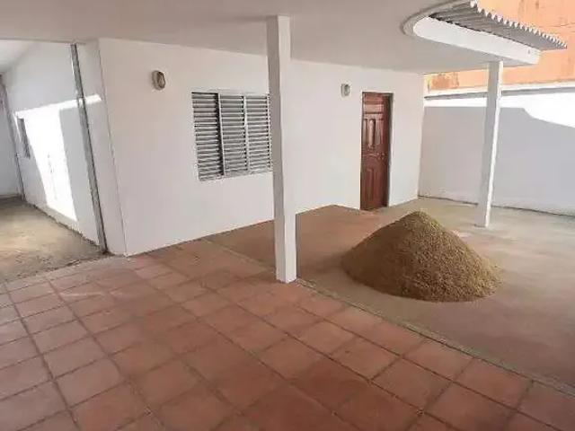 Casa / Sobrado para Venda em Franca/SP Vila Santa Cruz 2 Quartos