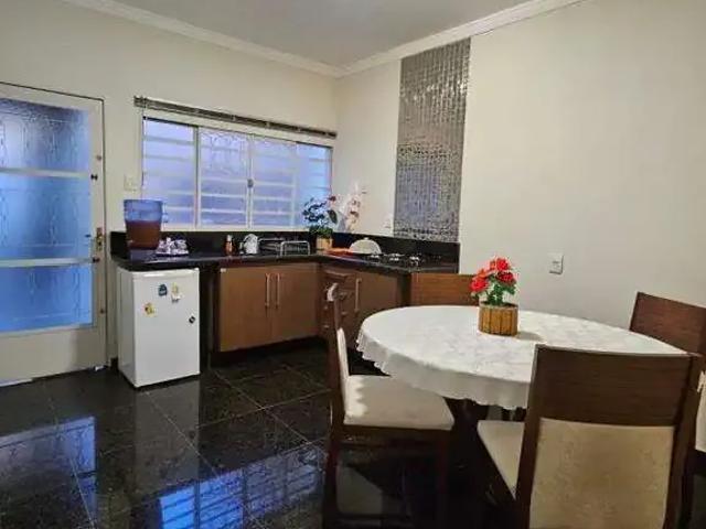 Casa / Sobrado para Venda em Franca/SP Centro 2 Quartos