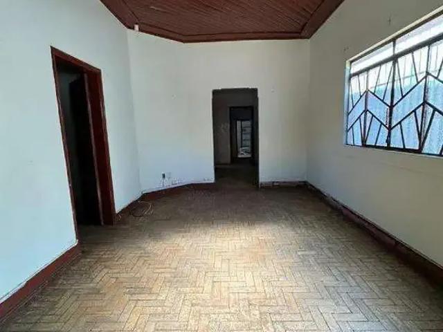 Casa / Sobrado para Venda em Franca/SP Estação 3 Quartos
