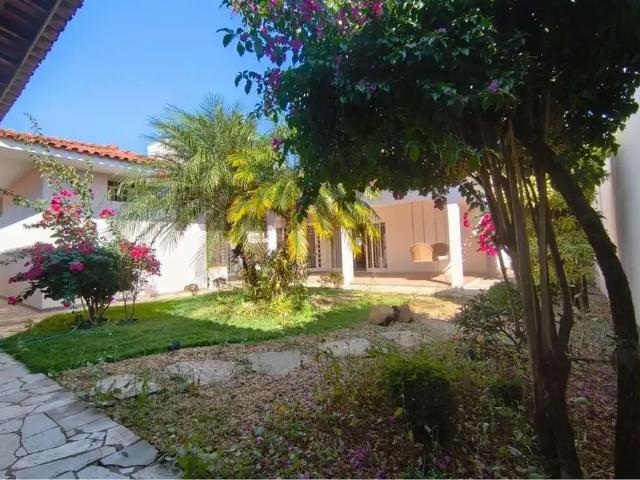 Casa / Sobrado para Venda em Franca/SP Jardim Barão 4 Quartos