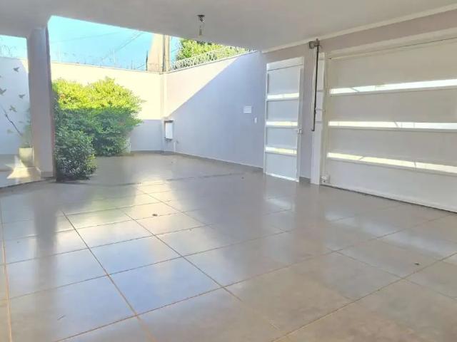 Casa / Sobrado para Venda em Franca/SP Jardim Piratininga II 3 Quartos