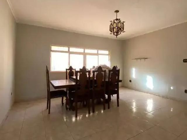 Casa / Sobrado para Venda em Franca/SP Jardim Roselândia 3 Quartos