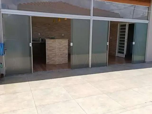 Casa / Sobrado para Venda em Franca/SP Parque Santa Hilda 3 Quartos