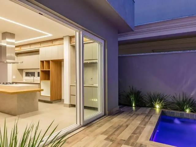 Casa / Sobrado para Venda em Franca/SP Parque Universitário 3 Quartos
