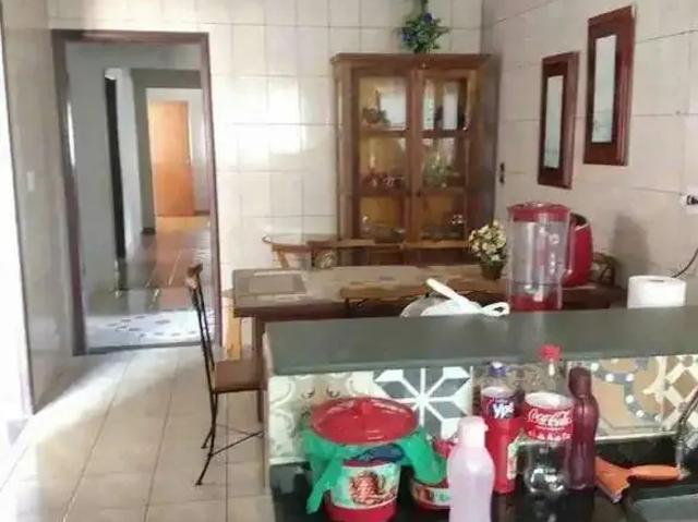 Casa / Sobrado para Venda em Franca/SP Parque Vicente Leporace I 3 Quartos