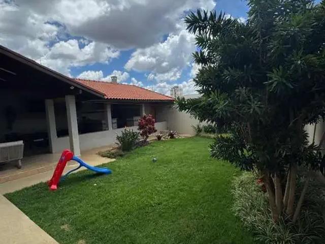 Casa / Sobrado para Venda em Franca/SP São José 3 Quartos