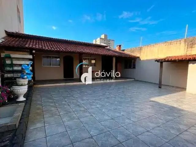 Casa / Sobrado para Venda em Fundão/ES Praia Grande 3 Quartos