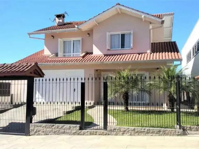 Casa / Sobrado para Venda em Garibaldi/RS São Francisco 4 Quartos