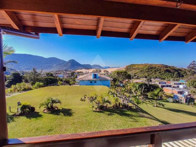 Casa / Sobrado para Venda em Garopaba/SC Macacu 2 Quartos
