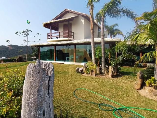 Casa / Sobrado para Venda em Garopaba/SC Macacu 2 Quartos
