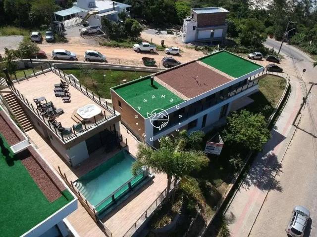 Casa / Sobrado para Venda em Garopaba/SC Morrinhos 4 Quartos