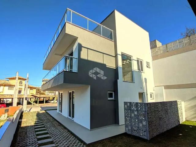 Casa / Sobrado para Venda em Garopaba/SC Morrinhos 3 Quartos