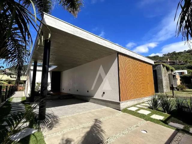 Casa / Sobrado para Venda em Garopaba/SC Morrinhos 3 Quartos