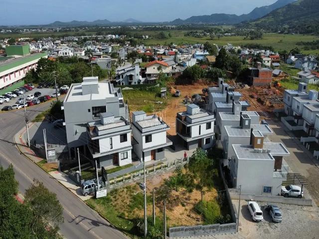 Casa / Sobrado para Venda em Garopaba/SC Ambrósio 2 Quartos
