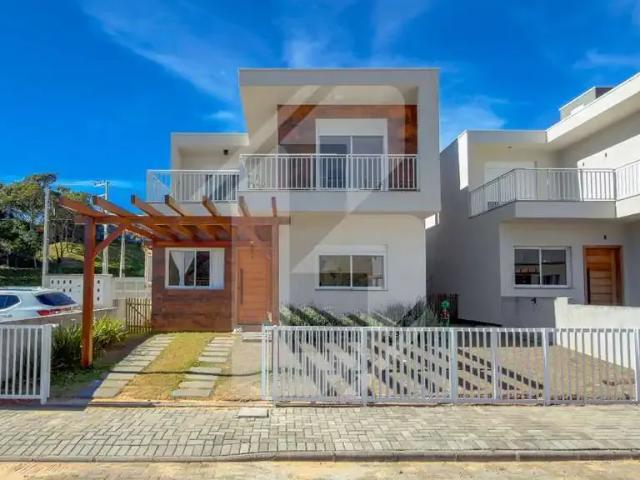 Casa / Sobrado para Venda em Garopaba/SC Ambrósio 3 Quartos