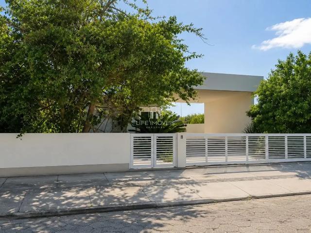 Casa / Sobrado para Venda em Garopaba/SC Areais da Palhocinha 3 Quartos