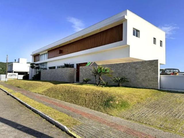 Casa / Sobrado para Venda em Garopaba/SC Centro 4 Quartos