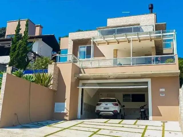 Casa / Sobrado para Venda em Garopaba/SC Centro 5 Quartos