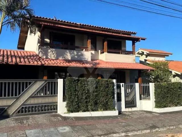 Casa / Sobrado para Venda em Garopaba/SC Centro 7 Quartos
