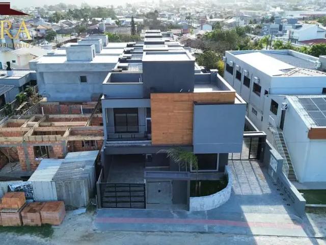 Casa / Sobrado para Venda em Garopaba/SC Centro 2 Quartos