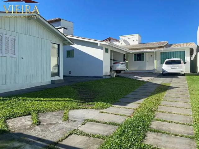 Casa / Sobrado para Venda em Garopaba/SC Centro 2 Quartos