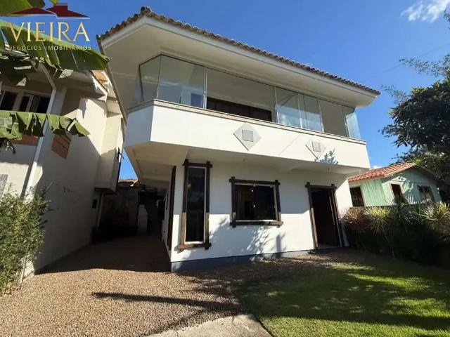 Casa / Sobrado para Venda em Garopaba/SC Ferraz 3 Quartos