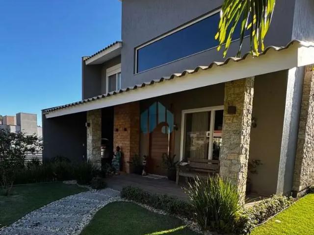 Casa / Sobrado para Venda em Garopaba/SC Centro 3 Quartos