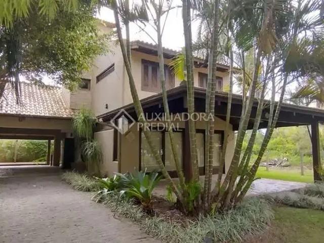 Casa / Sobrado para Venda em Garopaba/SC Centro 3 Quartos