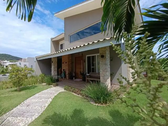 Casa / Sobrado para Venda em Garopaba/SC Centro 3 Quartos