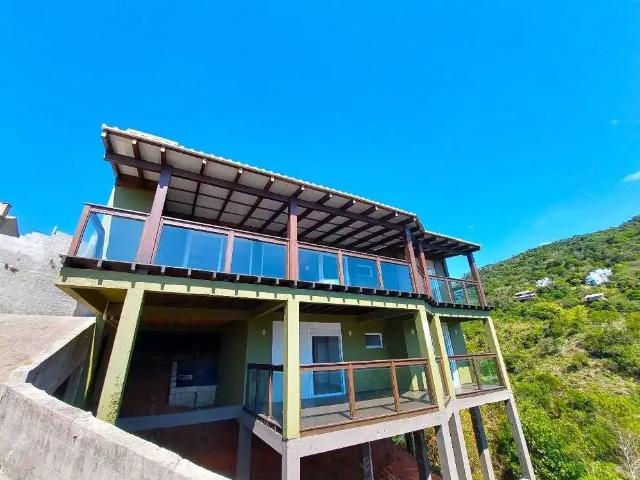 Casa / Sobrado para Venda em Garopaba/SC Ferraz 4 Quartos