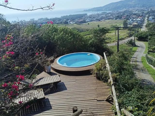 Casa / Sobrado para Venda em Garopaba/SC Ferraz 3 Quartos