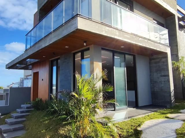 Casa / Sobrado para Venda em Garopaba/SC Ferraz 3 Quartos