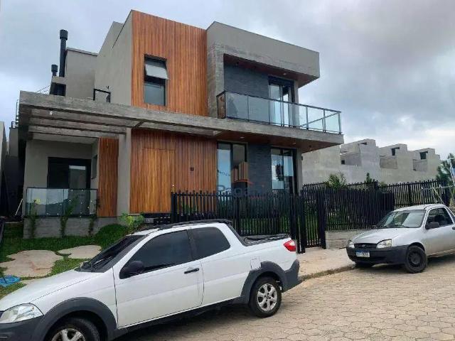 Casa / Sobrado para Venda em Garopaba/SC Ferraz 3 Quartos