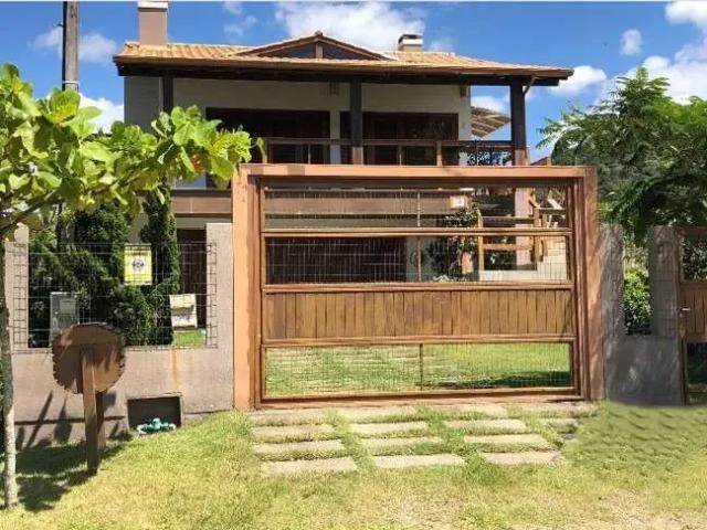 Casa / Sobrado para Venda em Garopaba/SC Ferraz 3 Quartos