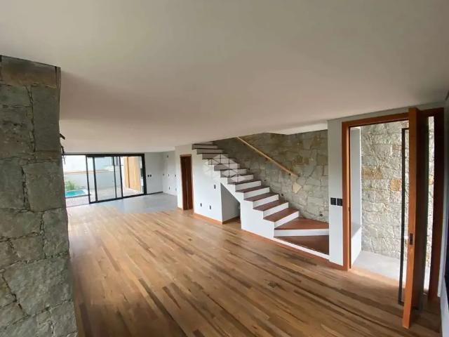Casa / Sobrado para Venda em Garopaba/SC Jardim Panorâmico 3 Quartos