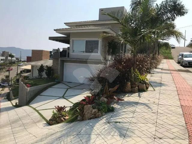 Casa / Sobrado para Venda em Garopaba/SC Jardim Panorâmico 4 Quartos
