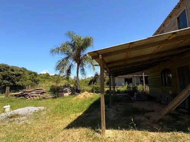 Casa / Sobrado para Venda em Garopaba/SC Limpa 2 Quartos