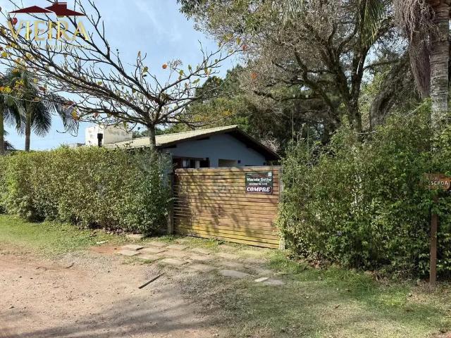 Casa / Sobrado para Venda em Garopaba/SC Praia da Barra 2 Quartos
