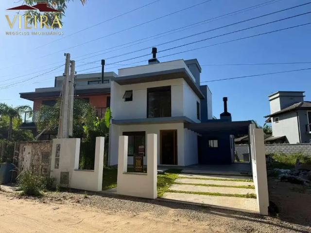 Casa / Sobrado para Venda em Garopaba/SC Praia da Barra 3 Quartos