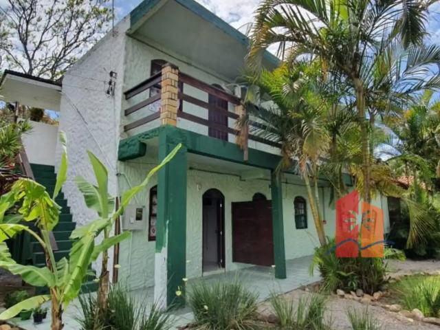 Casa / Sobrado para Venda em Garopaba/SC Praia da Ferrugem 14 Quartos