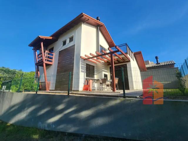 Casa / Sobrado para Venda em Garopaba/SC Praia da Gamboa 2 Quartos